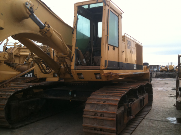 1990 Caterpillar 245B For Sale in Oakland, California | MY-Equipment.com