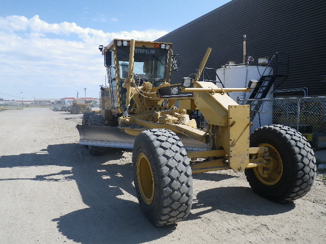 2000 Caterpillar 140H For Sale in Halifax, Nova Scotia. | MY-Equipment.com