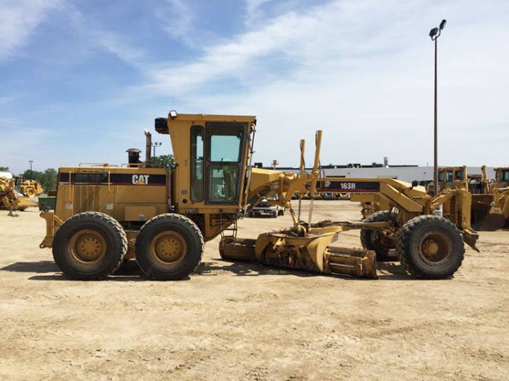 1999 Caterpillar 163H For Sale in Houston, Texas | MY-Equipment.com
